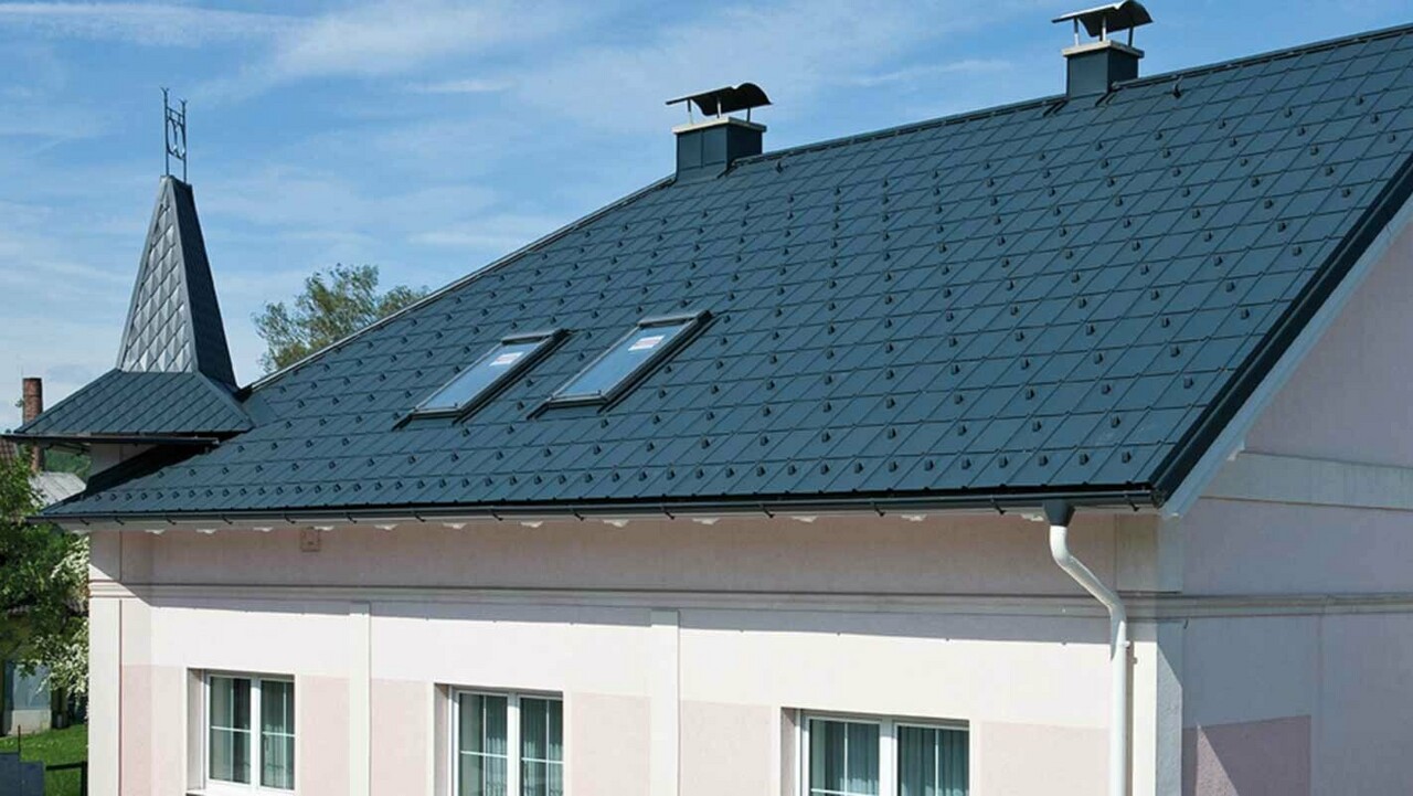 Roof tile | PREFA